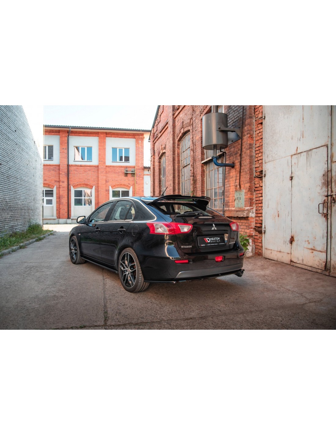 Lips traseros laterales Mistubishi Lancer Sportback